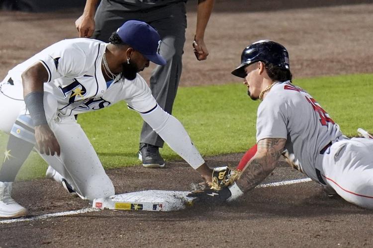 Hamilton homers, bullpen retires 13 of final 14 hitters, and Red Sox ...