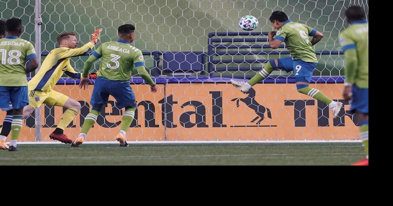 Seattle scores all its goals in 2nd half, tops Vancouver 3-1