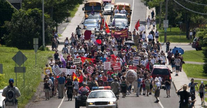 Peaceful protest march marks 20th anniversary of Oka crisis