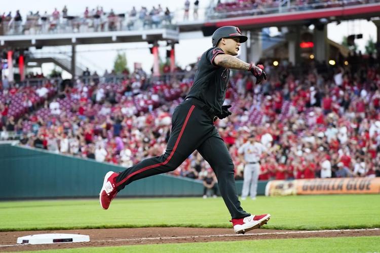 Contreras, Baker boost Cardinals to 9-4 win, Reds drop 1 1/2 games back ...