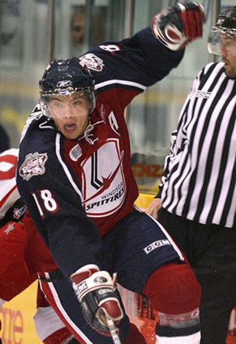 Windsor Spitfires captain dies at 19