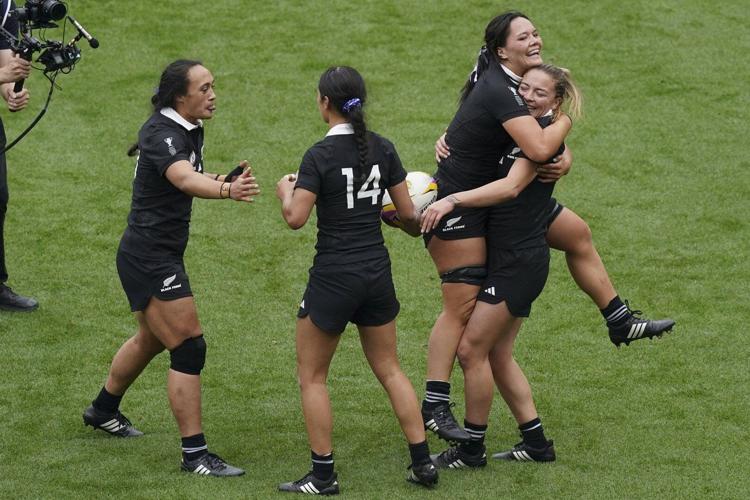 Untouchable England outclasses Canada to win Women's Rugby World Cup in ...