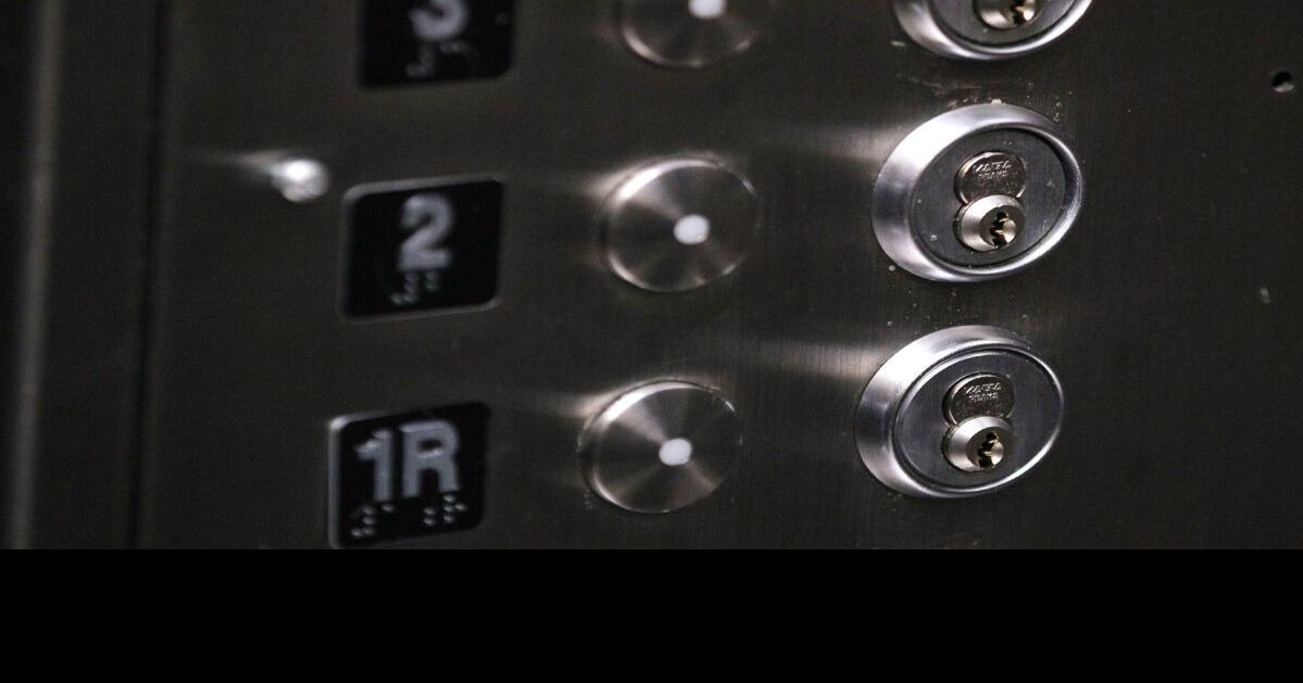 Hospital elevator buttons have more bacteria than washrooms, study says