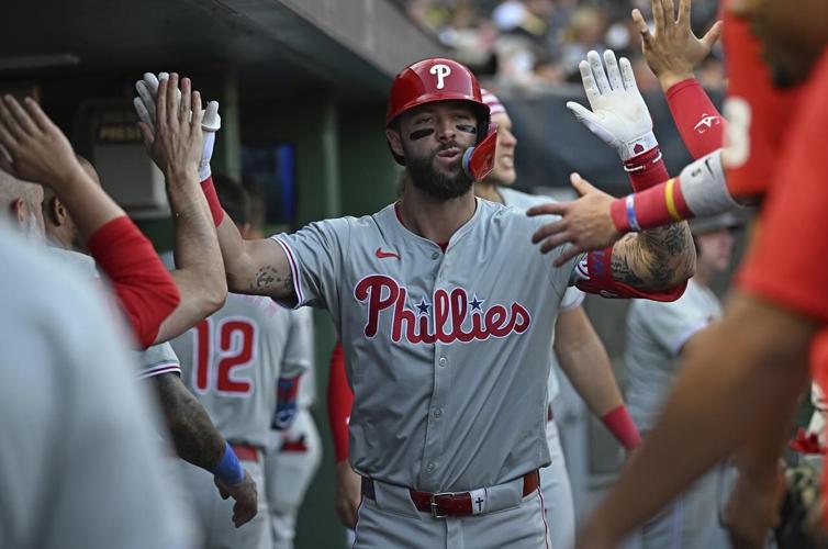 Nick Gonzales hits winning single in 9th, Pirates rally for 8-7 win ...