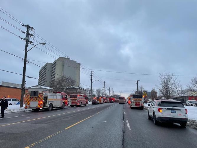 1 dead, 4 injured in Scarborough fire