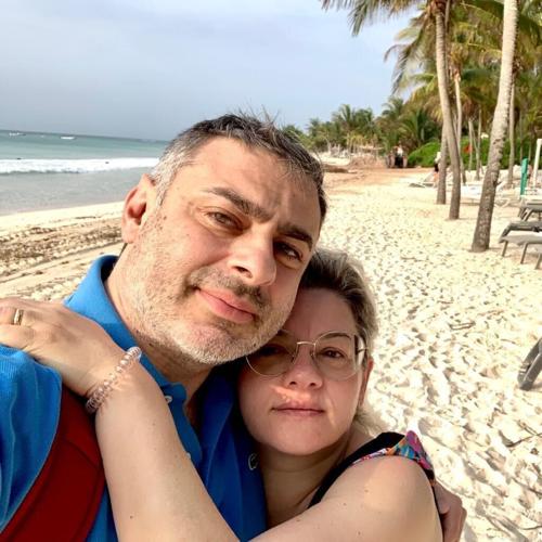 Alberta man finds, returns lost wedding ring to newlyweds in Italy