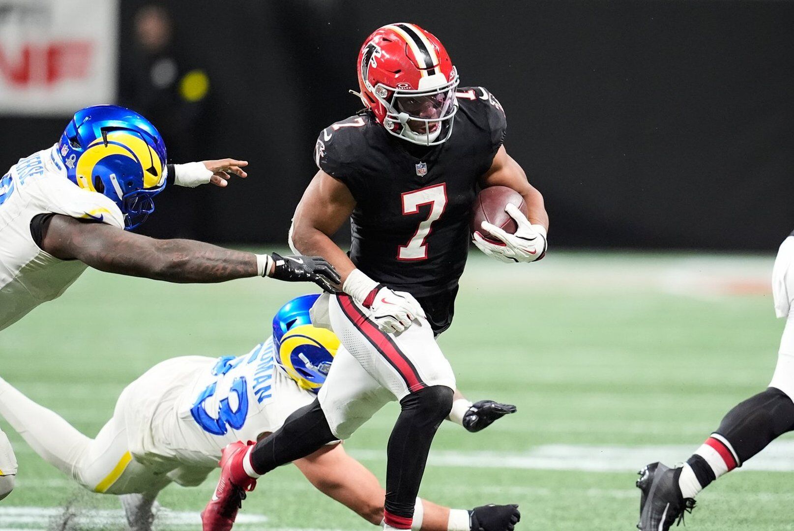 Bijan Robinson, Falcons finishing strong with 3rd straight win after ...
