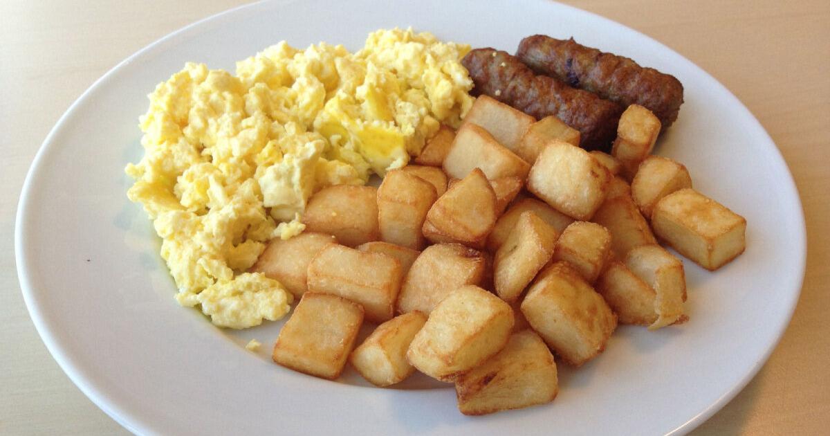 does ikea serve breakfast