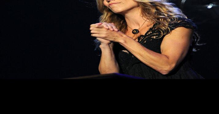 Sheryl Crow adopts five-week-old boy