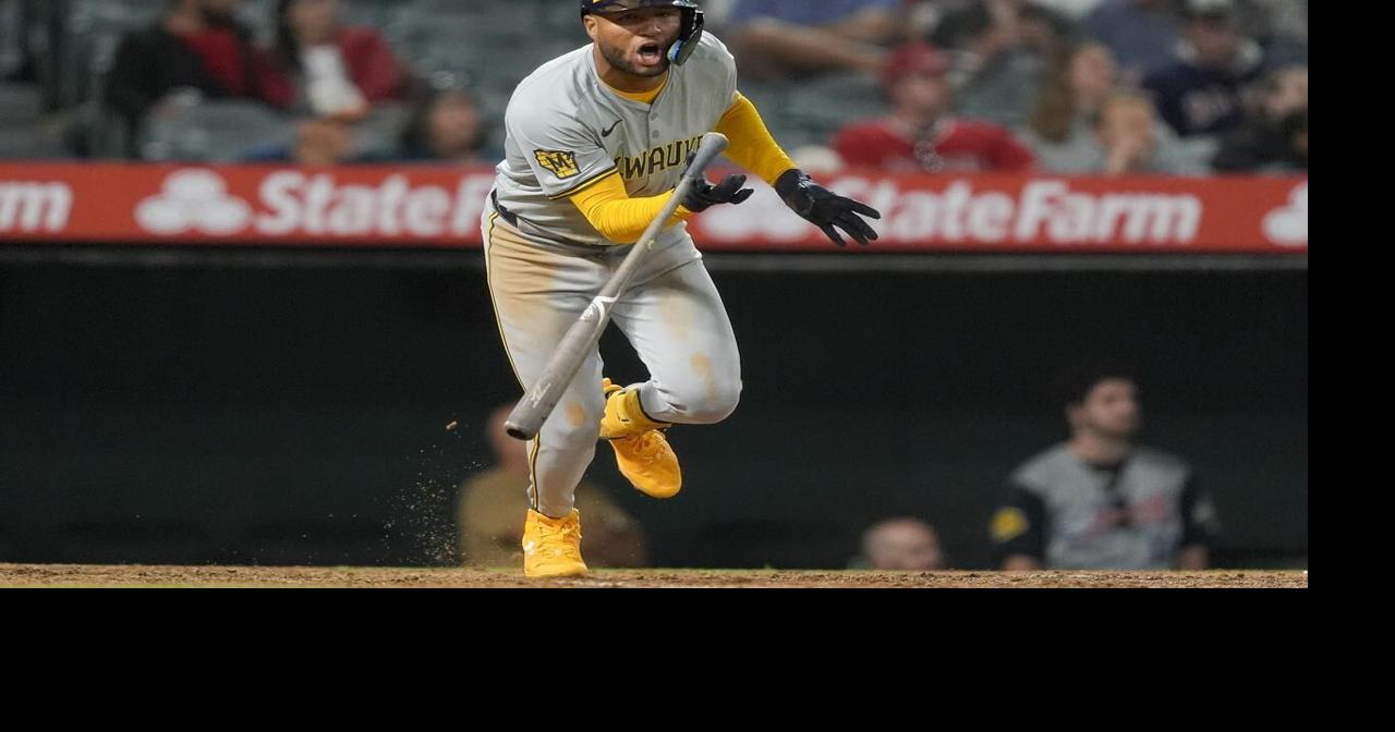 Brewers put catcher Gary Sánchez on 10-day IL, add pitcher Dallas ...