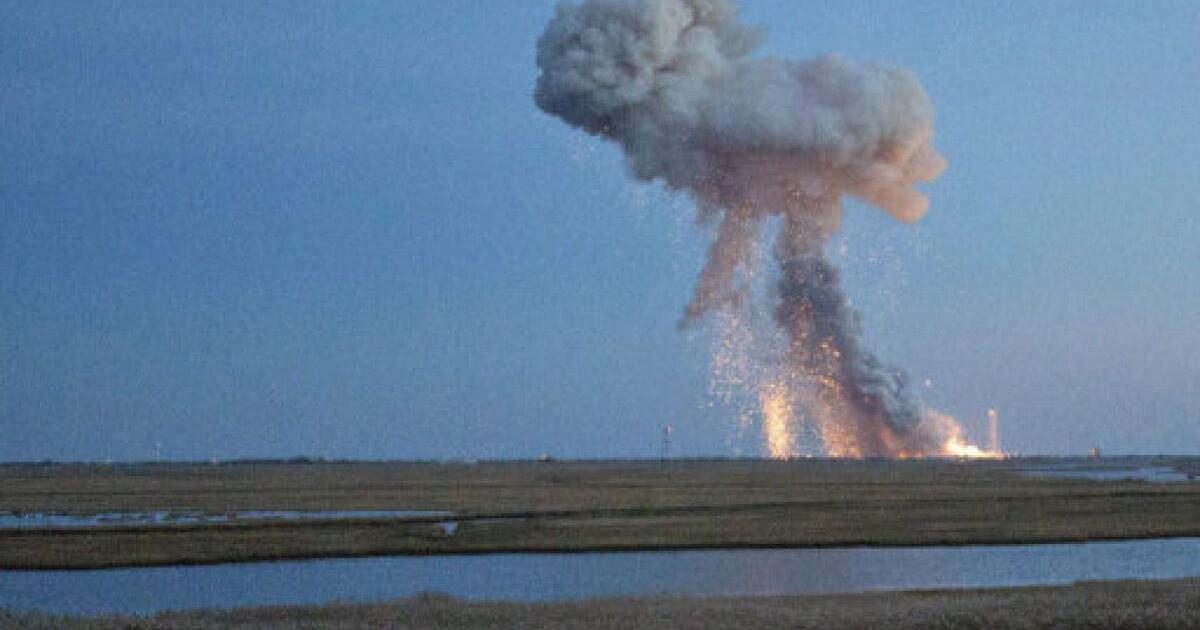Launch explosion puts spotlight on NASA’s private contractors