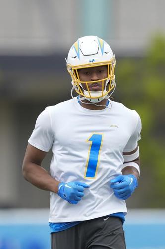 With a new coaching staff, Quentin Johnston hopes for a turnaround with ...