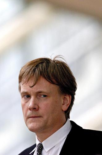 Canadian billionaire David Thomson to buy 15 per cent stake in ...