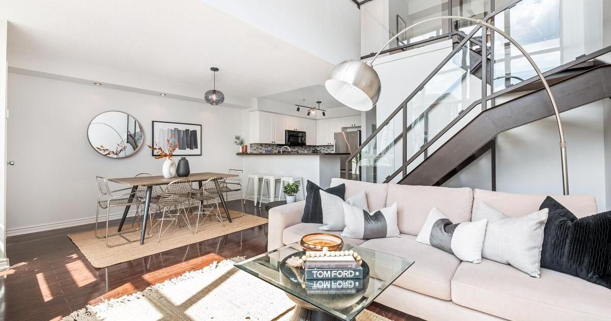 Toronto loft listed for $589K sold over asking
