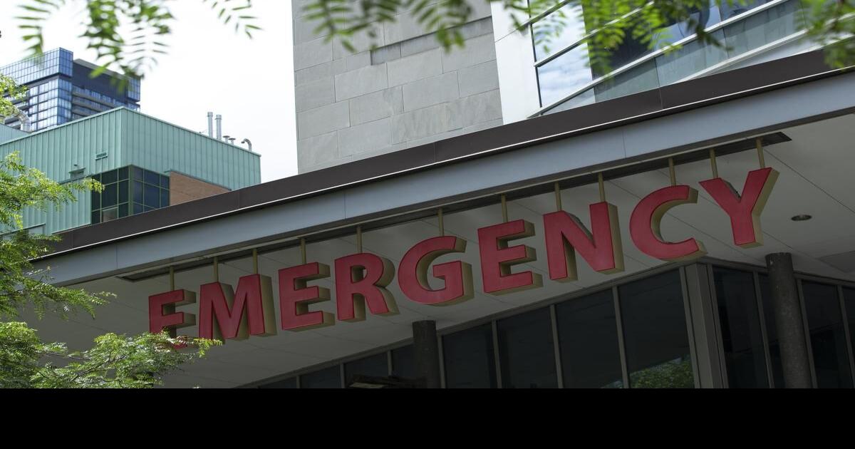 Toronto General Hospital issued alert about overcrowded ER