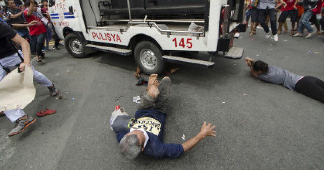 Filipino protesters want police punished for brutal dispersion