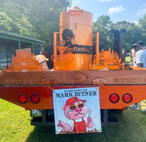 Blockbuster BBQ event is a smokin' good time | News | thestokesnews.com