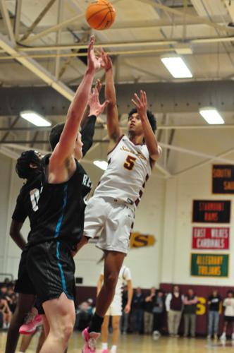 Lash scores 31 against Reagan | Sports | thestokesnews.com