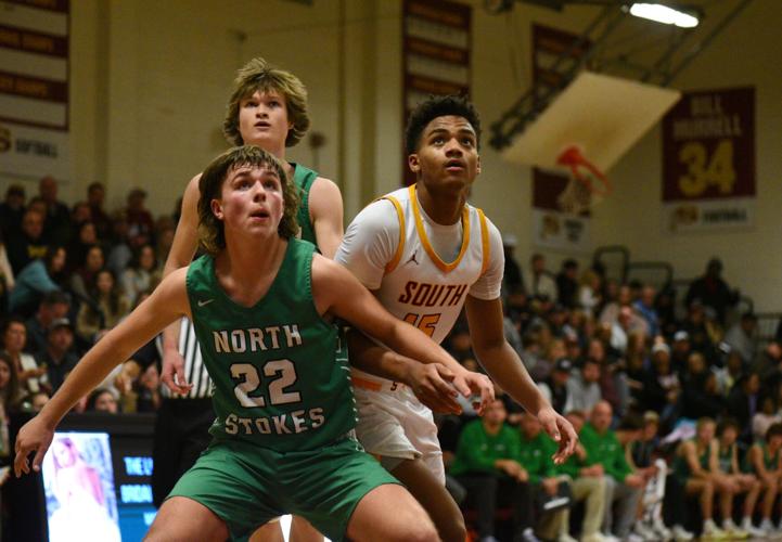 No. 1 Sauras stay unbeaten in Conference Play | Sports | thestokesnews.com