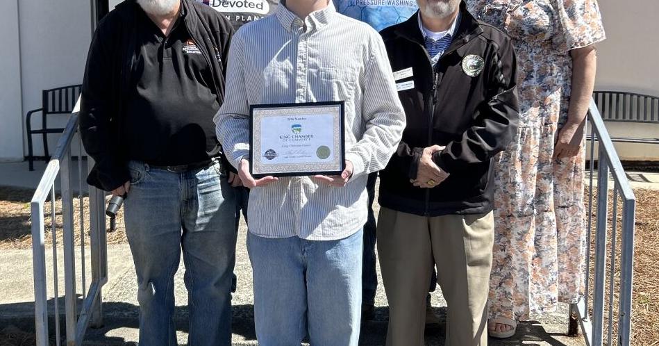 King Chamber celebrates new businesses | Business | thestokesnews.com