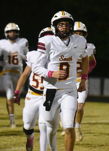 Ironmen roll past Sauras in first round of 2A Playoffs | Sports ...