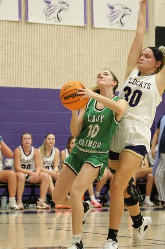 Lady Vikings sail by West Stokes | Sports | thestokesnews.com