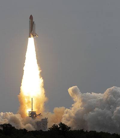 NASA’s last space shuttle blasts into history | Local News ...