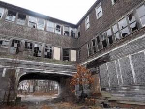 'It's a blight on the neighborhood' | Local News | thesunchronicle.com