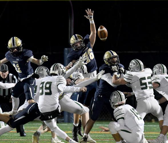 H.S. FOOTBALL PREVIEW: Foxboro relying on young pups to stay in ...