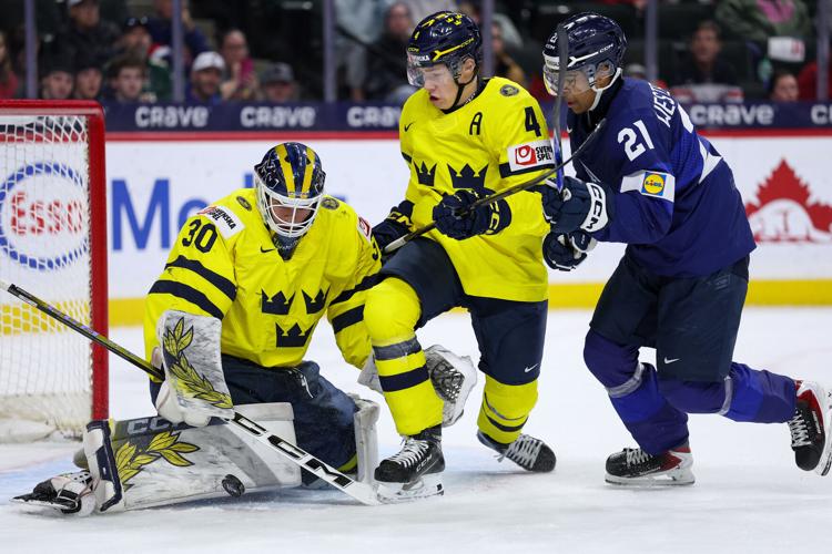 Czechia beats Canada 6-4 in world junior hockey to set up all-European ...