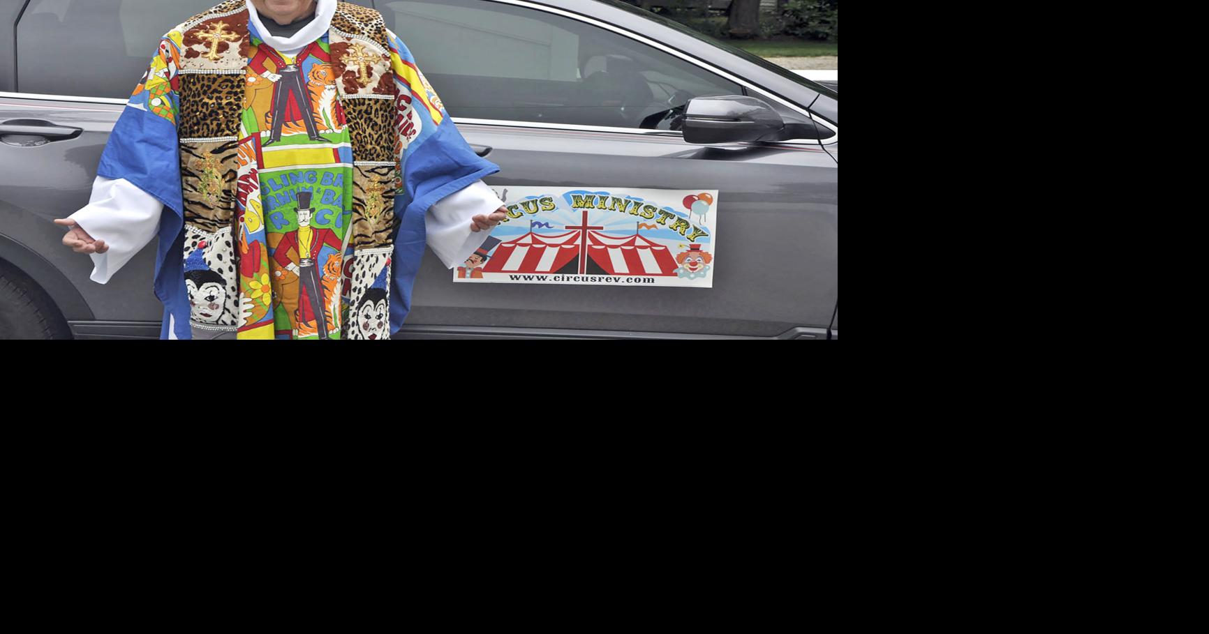 Priest ministers to circus performers | Features | thesunchronicle.com