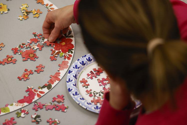 A race to the finish at jigsaw puzzle contest in Plainville | Gallery ...