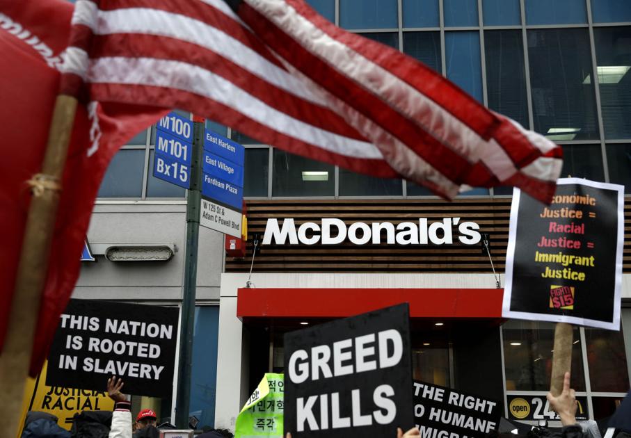 Fast food protesters set sights on presidential candidates | Nation ...