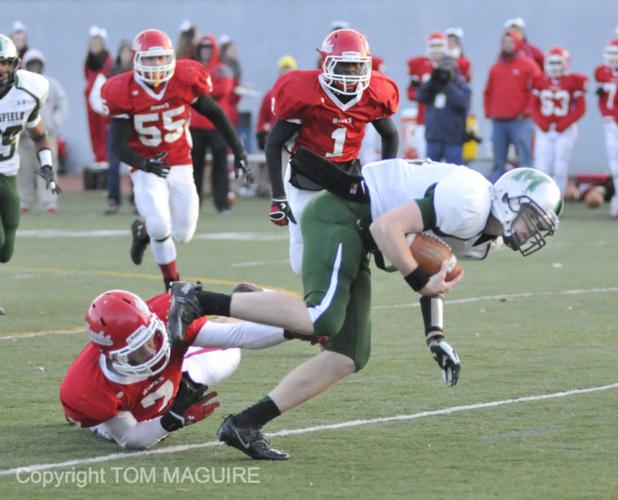 Mansfield vs Waltham Football | Gallery | thesunchronicle.com