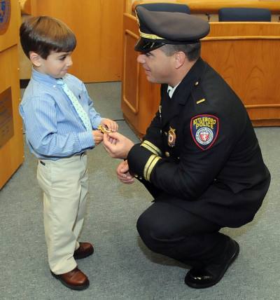 Acting chief picked | Local News | thesunchronicle.com