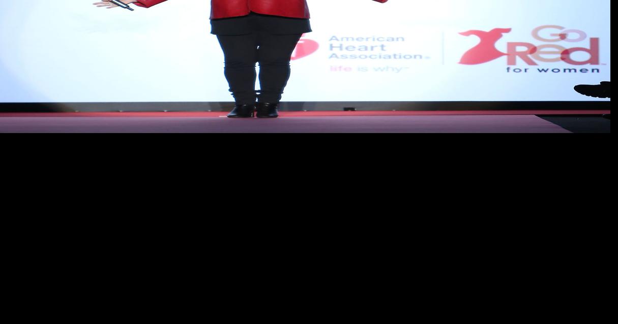 NY Fashion Week: Rosie O’Donnell, Laverne Cox in red | Stories ...