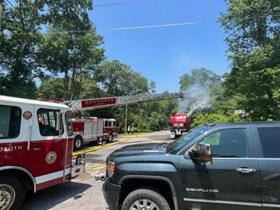 Trash truck catches fire in Rehoboth | Local News | thesunchronicle.com