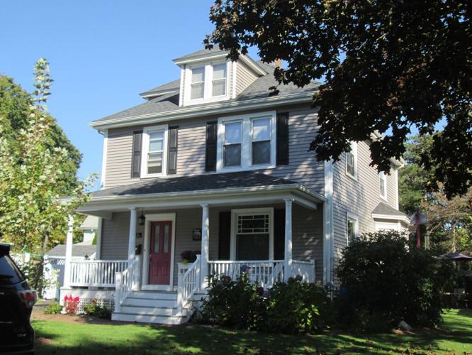 Foxboro's historic homes: 3 Maple Place - “Built for Elmer H. Baldwin ...