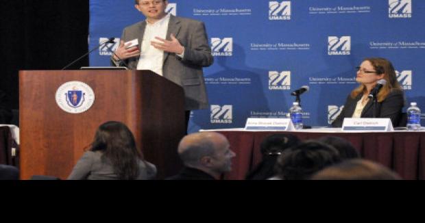 Patrick to expand science initiative | Local News | thesunchronicle.com