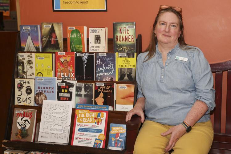'The right to read': Groups, local libraries defend access to materials ...