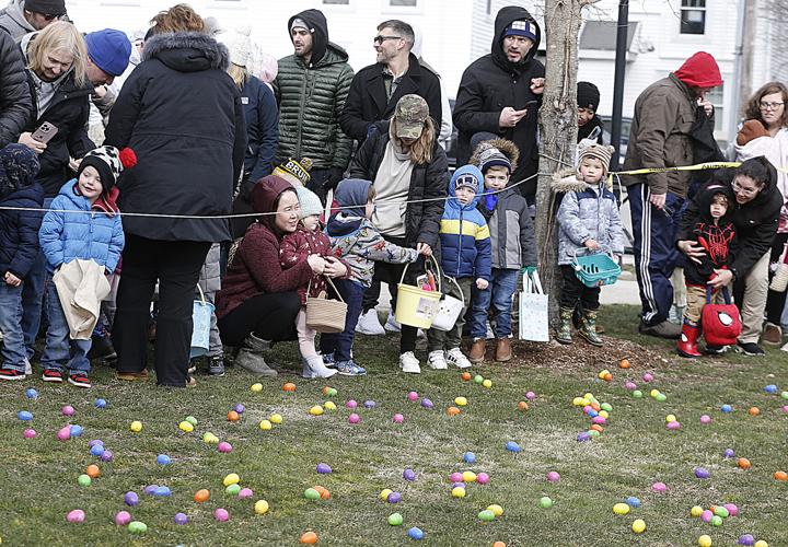 Foxboro Jaycees annual Easter egg hunt | Gallery | thesunchronicle.com