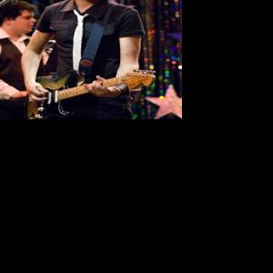 Getting to know 'Rocker' star - and rock star - Teddy Geiger ...