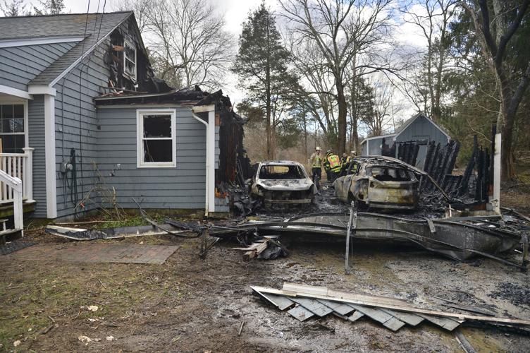 House hit by fire in Rehoboth | Local News | thesunchronicle.com