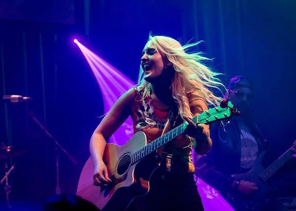 Rising country musician Ashley Jordan coming to Foxboro | Stories ...