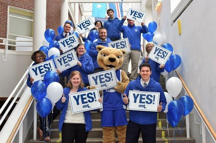 Wheaton College surprises new students with hand-delivered acceptance ...