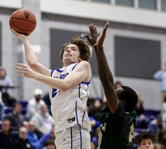 H.S. BOYS BASKETBALL: Bombardiers trounce Shamrocks in first round of ...