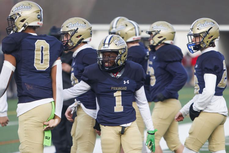 H.S. FOOTBALL: Foxboro returns to Super Bowl with semifinal rout of ...