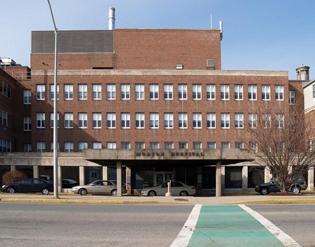 Morton Hospital patient charged with assaulting two ER workers ...