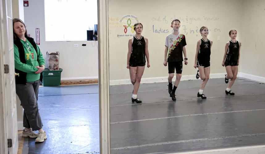 Attleboro area Irish step dancers to compete in world championship ...