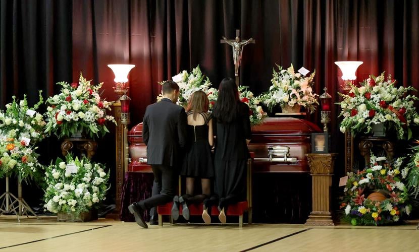 'Just the best guy': Multitudes pay their respects to former North ...